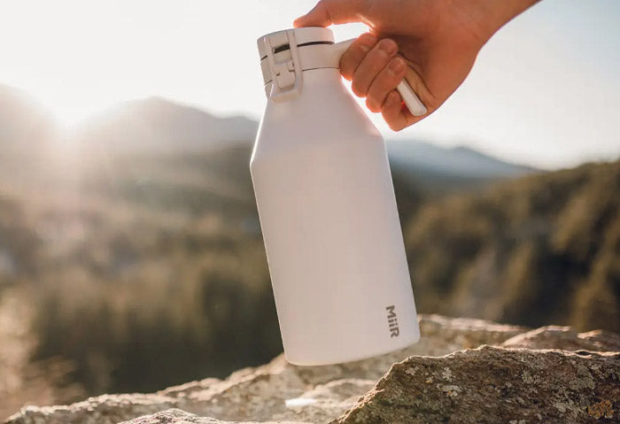 MiiR | Design forward. Generosity driven.